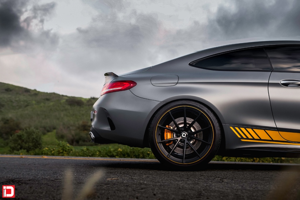 klassenid-ms03-mercedes-c63s-amg-side-edition-1-ed1-11 - Form Function ...